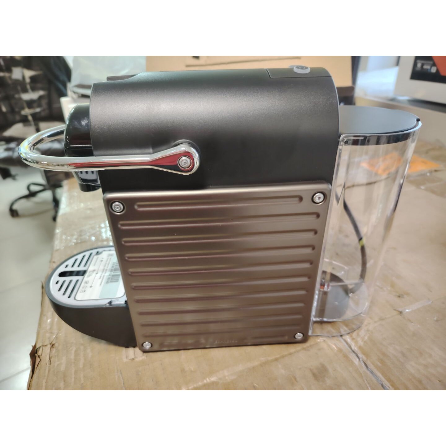 Купить УЦ Кофемашина DeLonghi Nespresso Pixie C61 Electric Titan ...